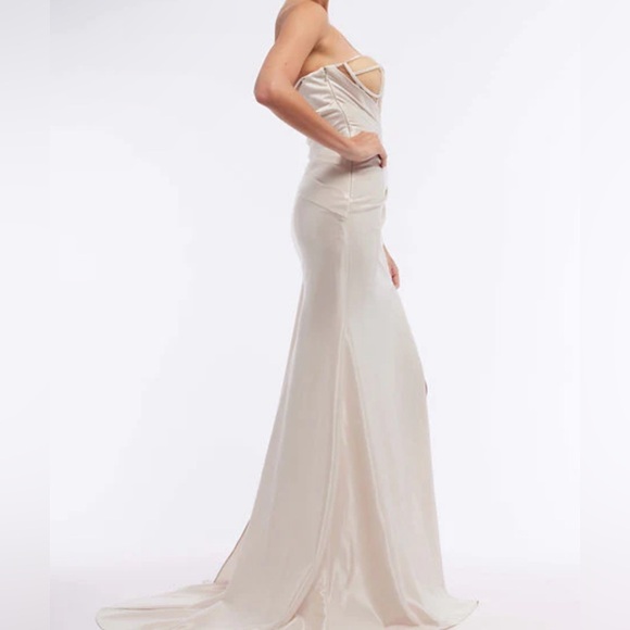 Vienna Prom | Dresses | Vienna Prom Dress | Poshmark